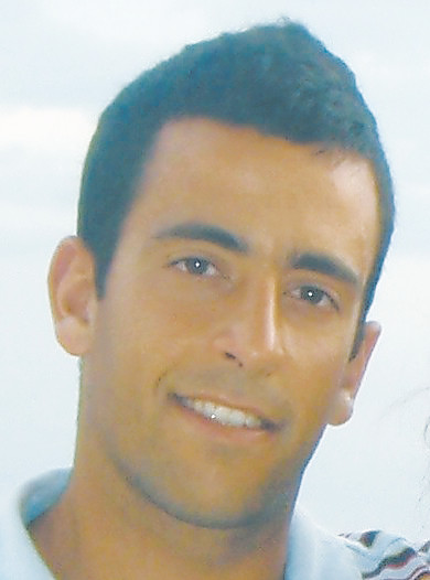 Search for missing Long Beach surfer Daniel Bobis continues | Herald ...