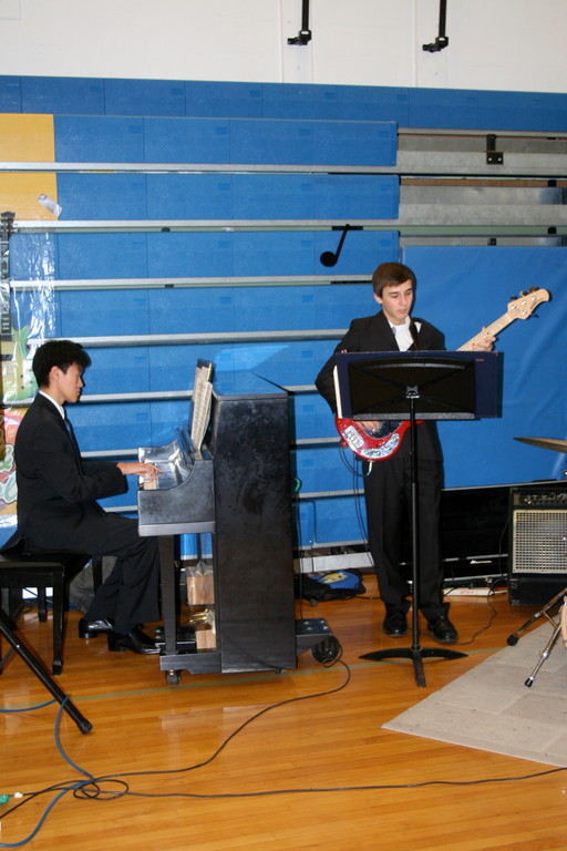 Seniors attend Thanksgiving dinner at EMHS | Herald Community ...