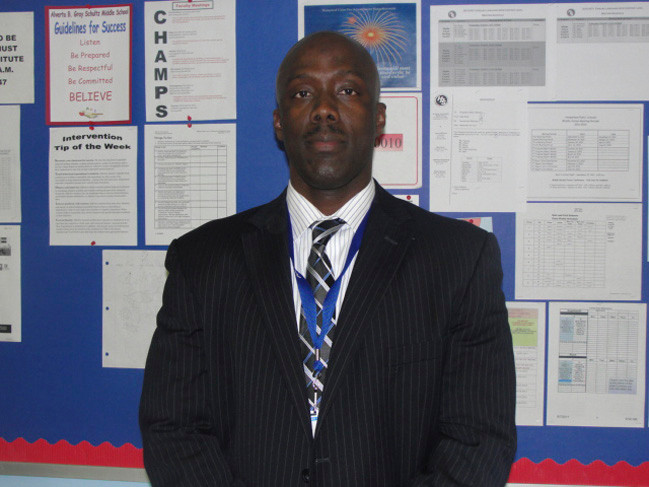 MHS alumnus Hank Williams named principal in Hempstead | Herald ... MHS alumnus Hank Williams named principal in Hempstead | Herald ...
