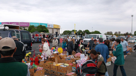 Treasure hunting at Nassau Coliseum's Market Fair | Herald Community ...