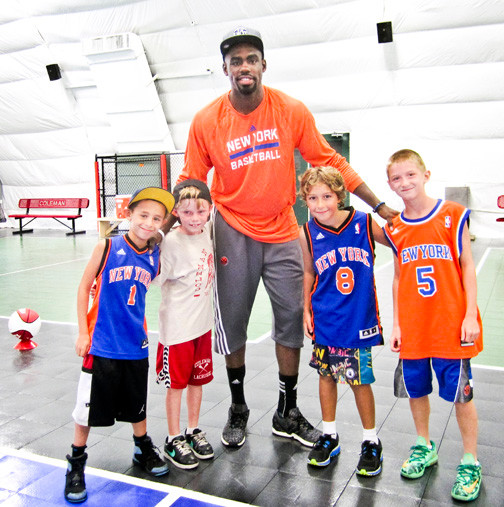 Tim Hardaway Jr. shows Coleman kids how to dunk | Herald Community ...