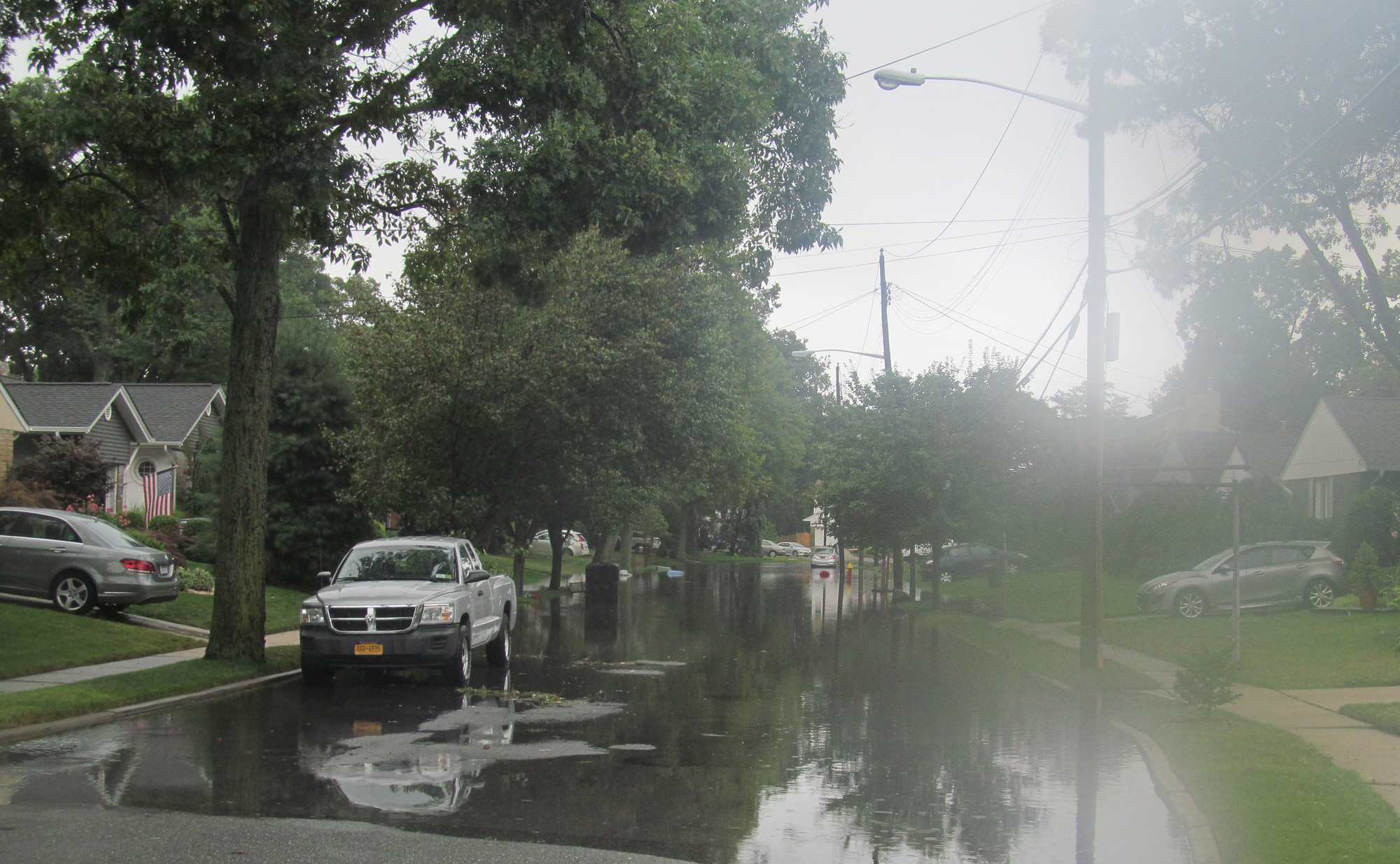 Rains cause heavy flooding in Bellmore-Merrick | Herald Community ...