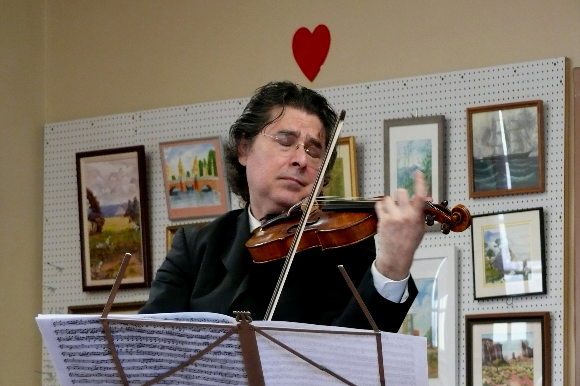 Grossman family performs at the Center for Adult Life Enrichment in ...