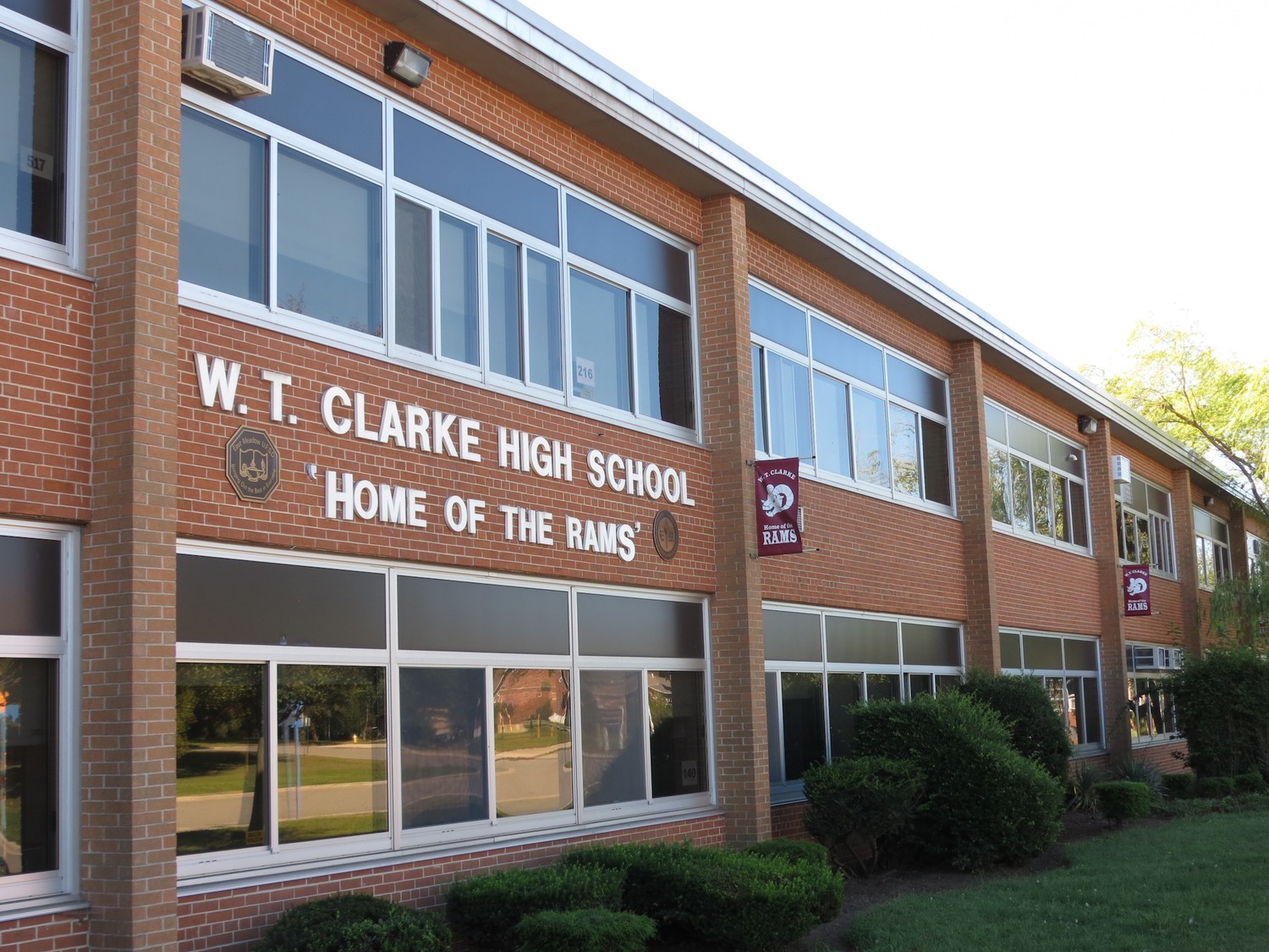 Clarke H.S. honored as Reward School | Herald Community Newspapers ...