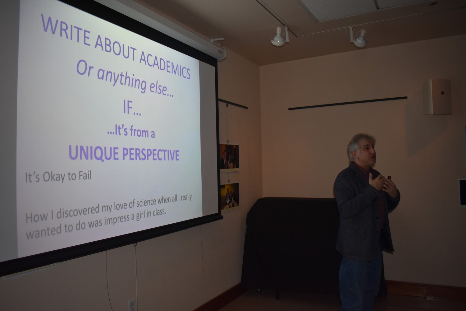 Learning how to get into college at Hewlett-Woodmere Public Library ...