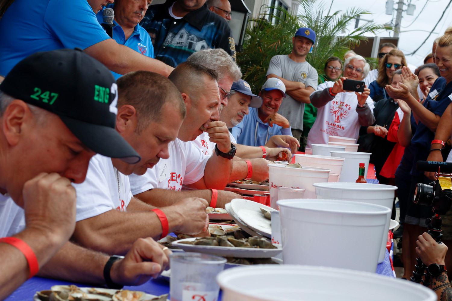 Fifth annual clam-eating contest benefits firefighters | Herald ...