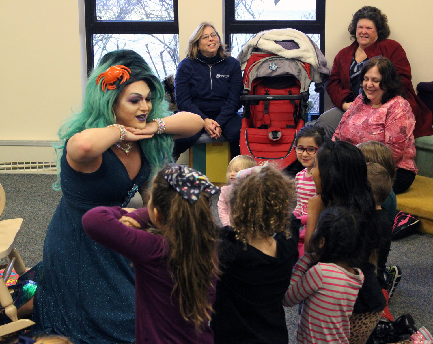 Nassau County's first Drag Queen Story Hour draws a crowd to East ...