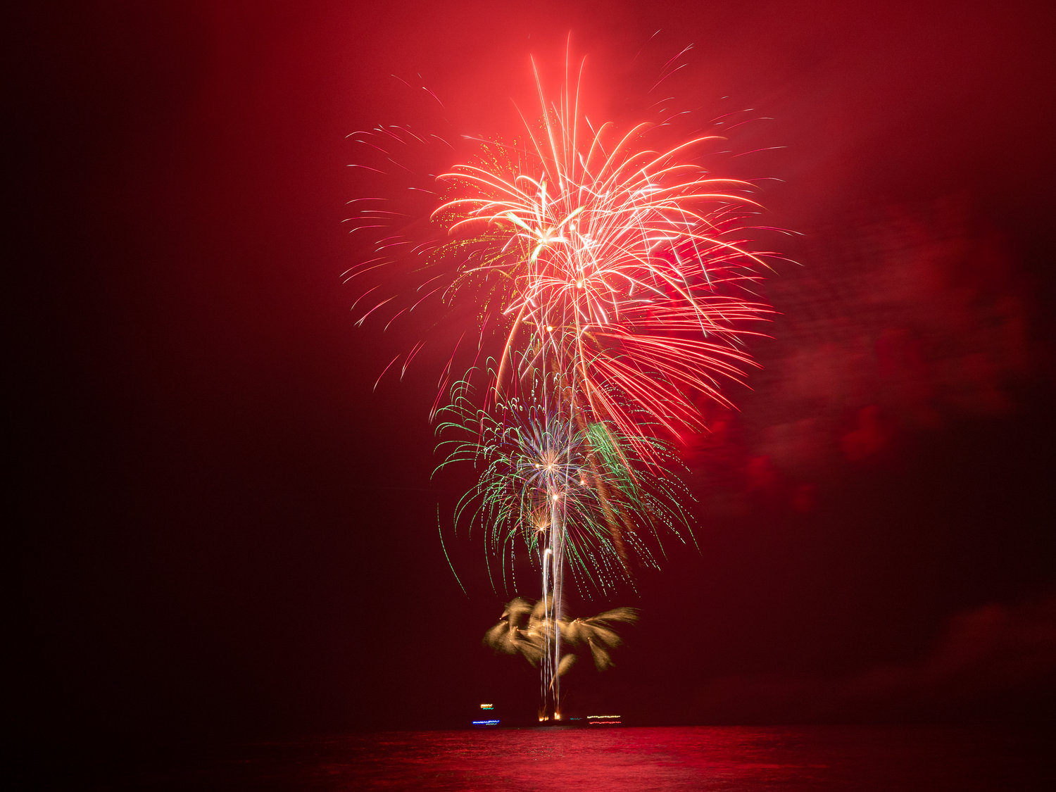 Fireworks fizzle in Long Beach on the Fourth, but a Labor Day Comeback ...