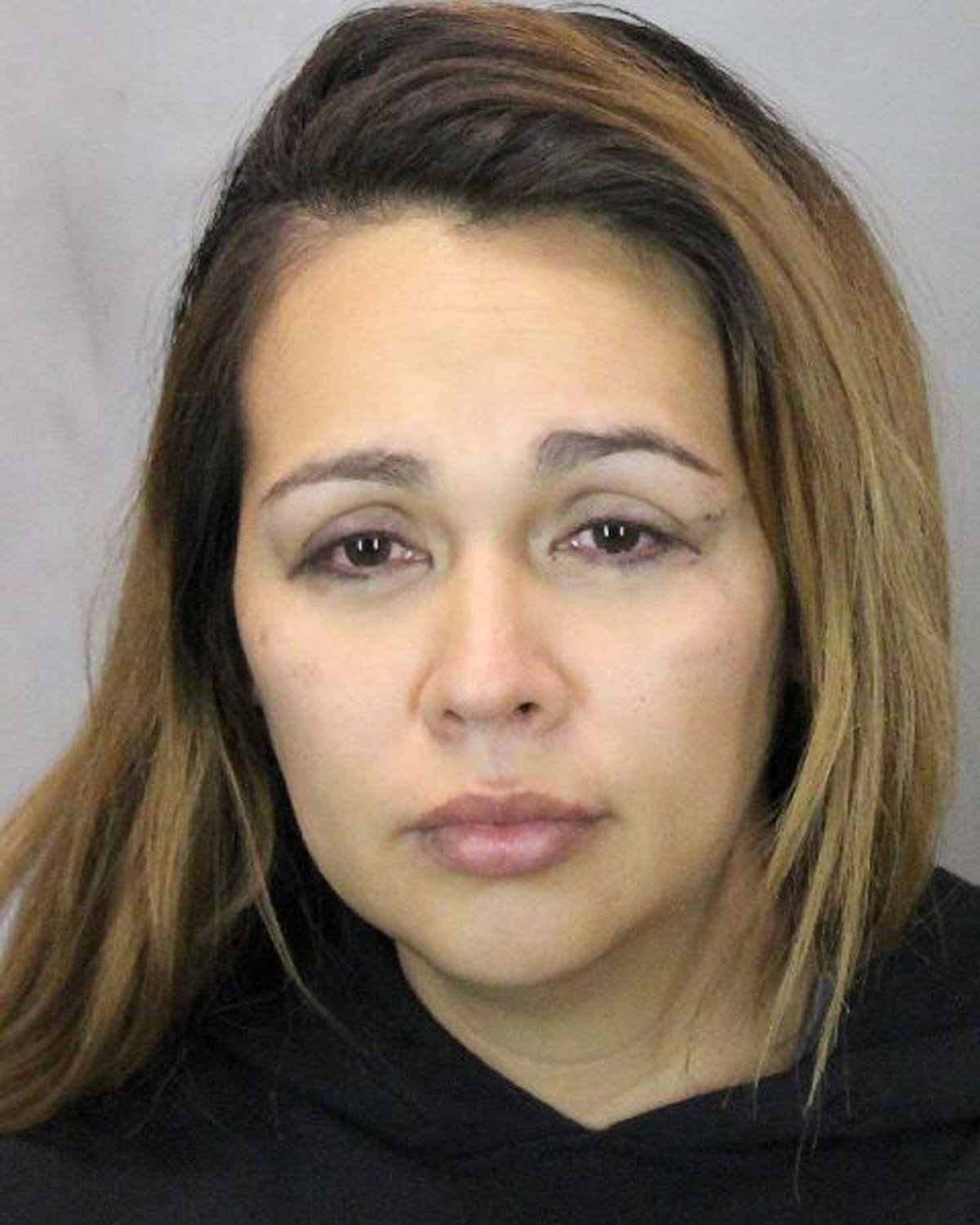 Police Woman Arrested For Dwi Collision With 4 Month Old In Car