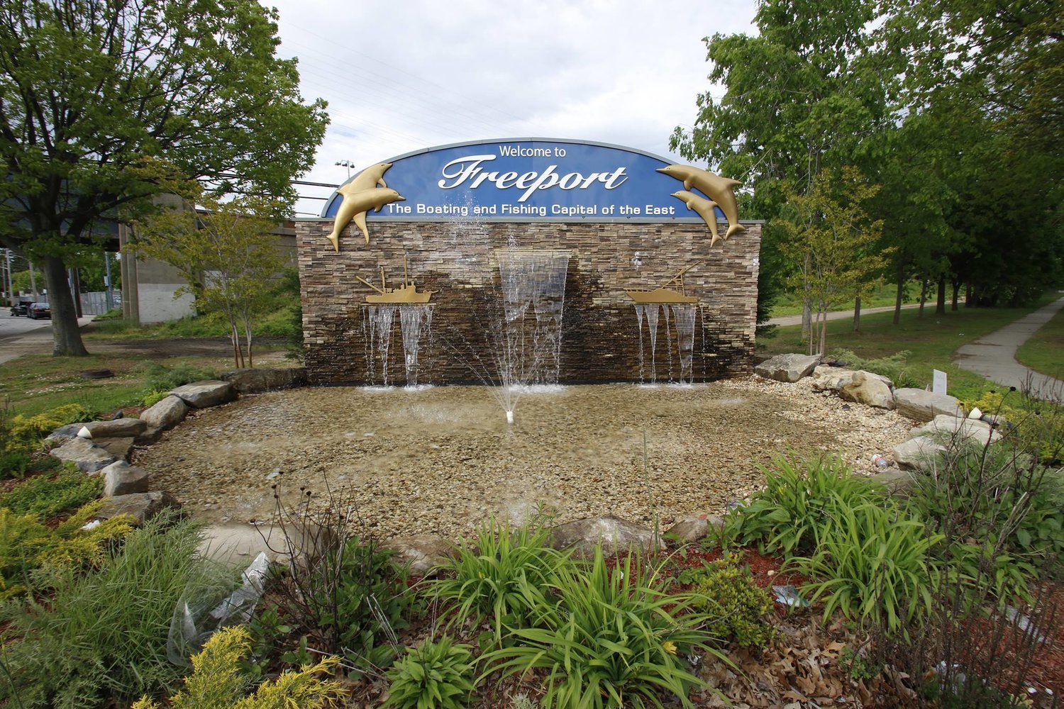 Freeport businesses cautiously optimistic over Phase One of reopening ...