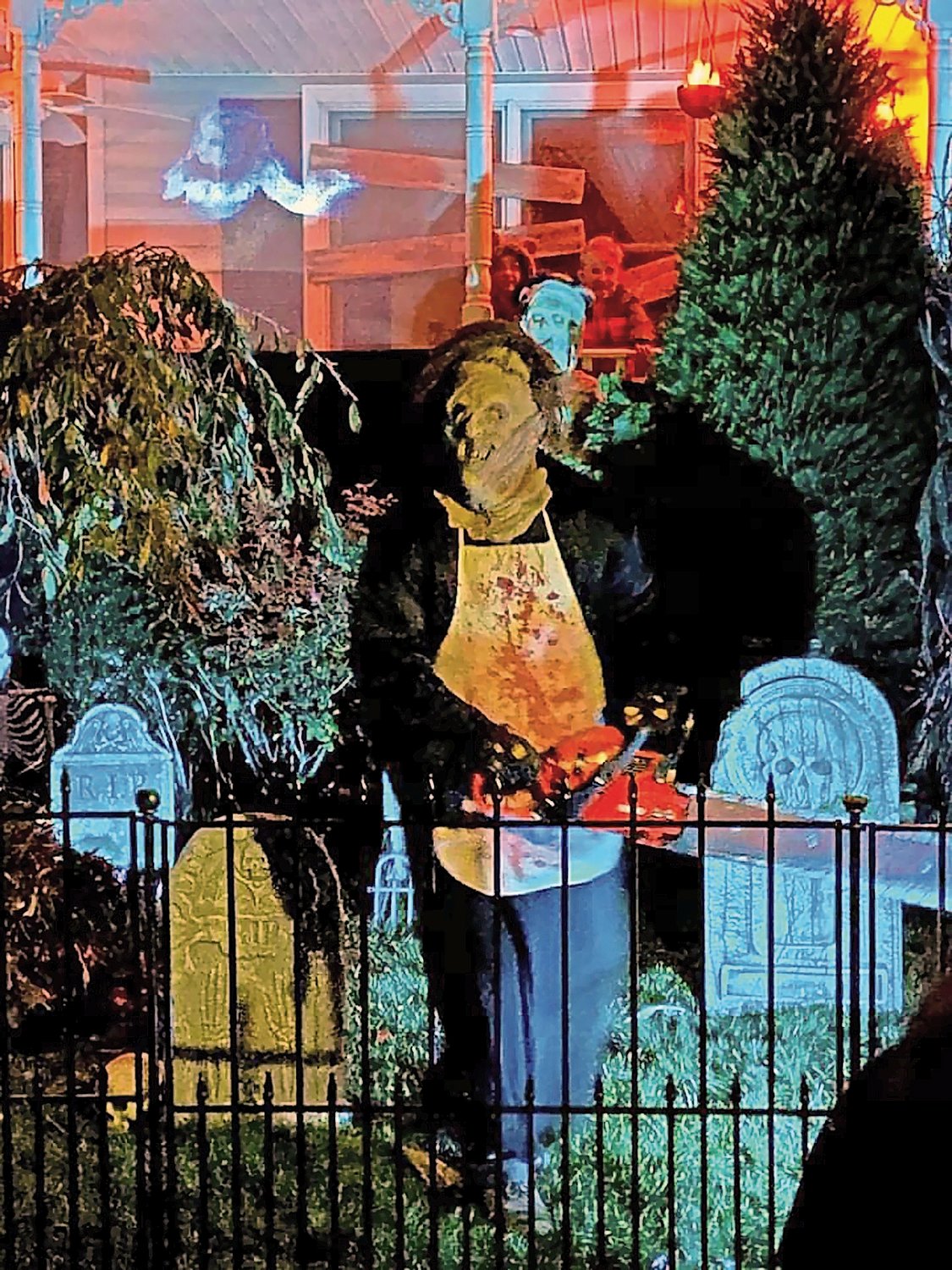 Franklin Square Horror House draws hundreds on Halloween | Herald ...