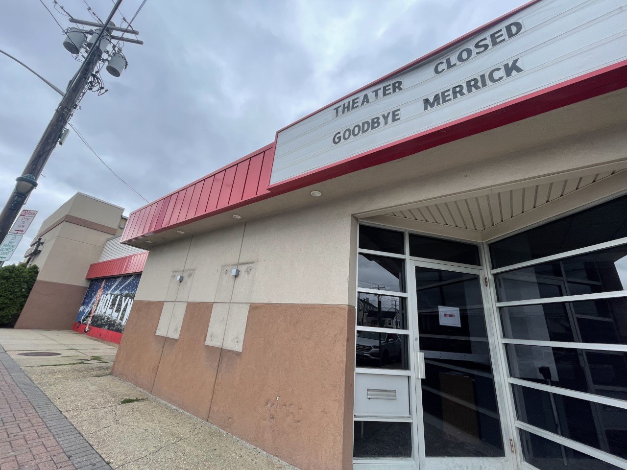 Merrick Cinemas V closes its doors | Herald Community Newspapers | www ...