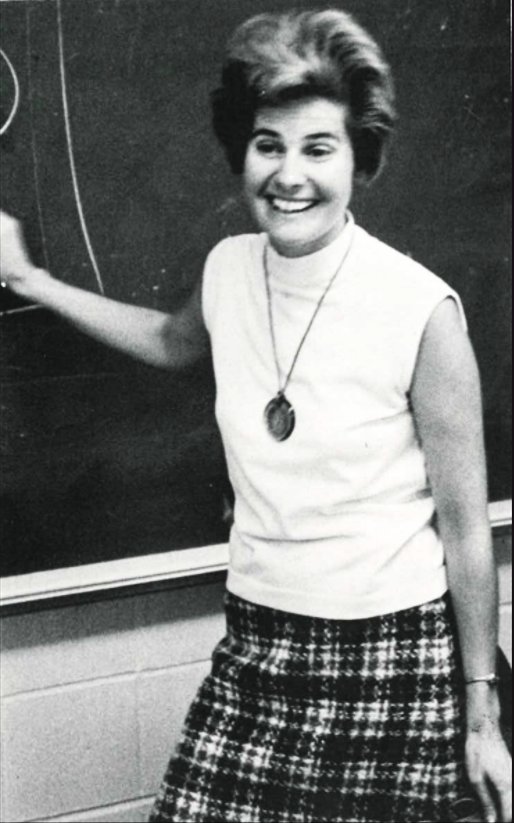 Pat Moore, 1933–2022 | Herald Community Newspapers | www.liherald.com