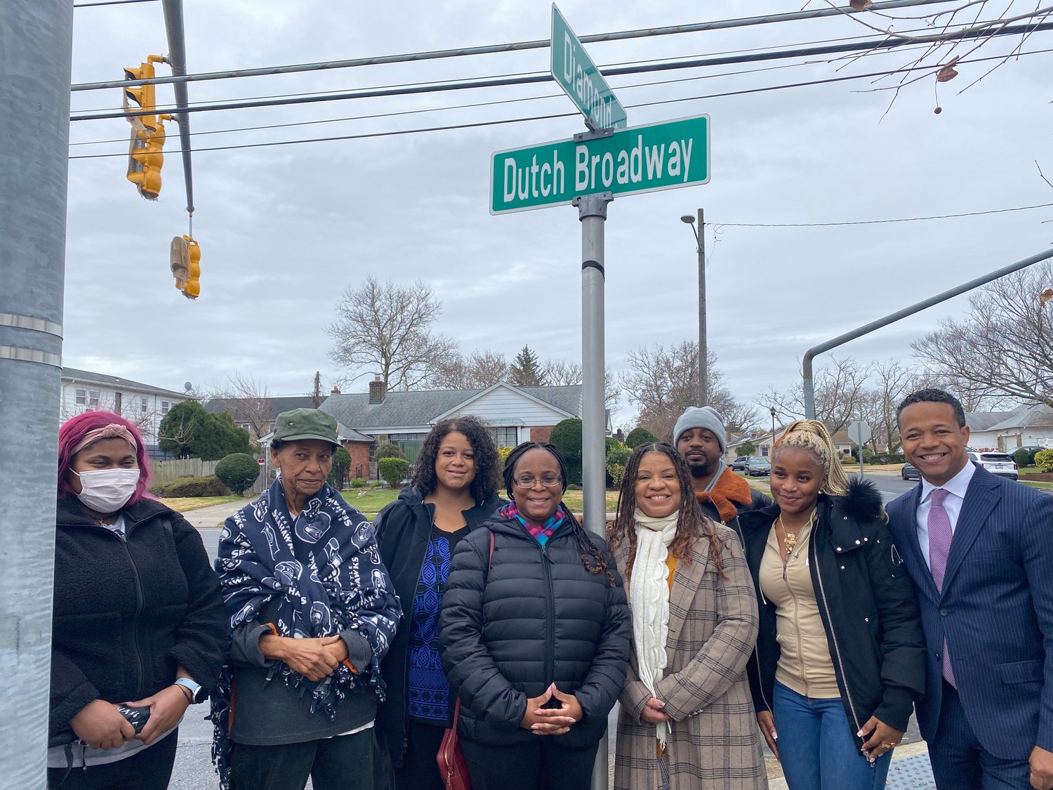 New traffic light installed to reduce accidents | Herald Community ...