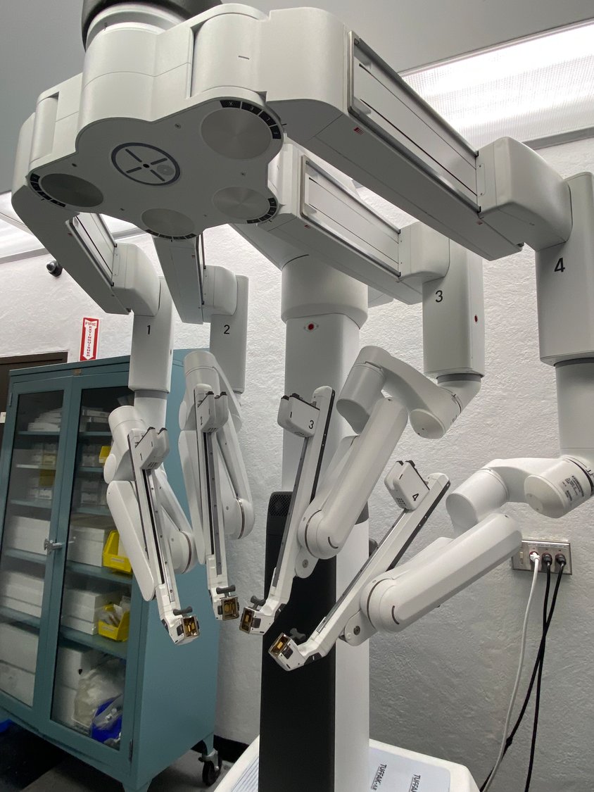NUMC excels at robotic surgeries, with help from the da Vinci robot ...