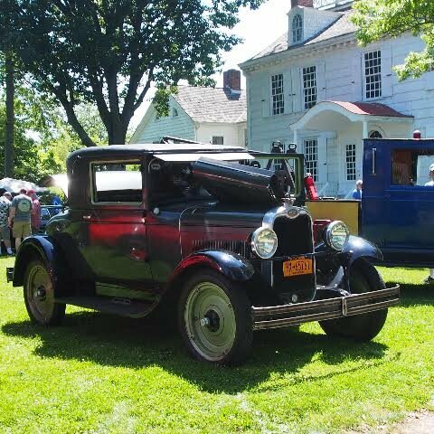 Vintage Antique Fun Car Show at Rock Hall Museum in Lawrence on Sunday ...