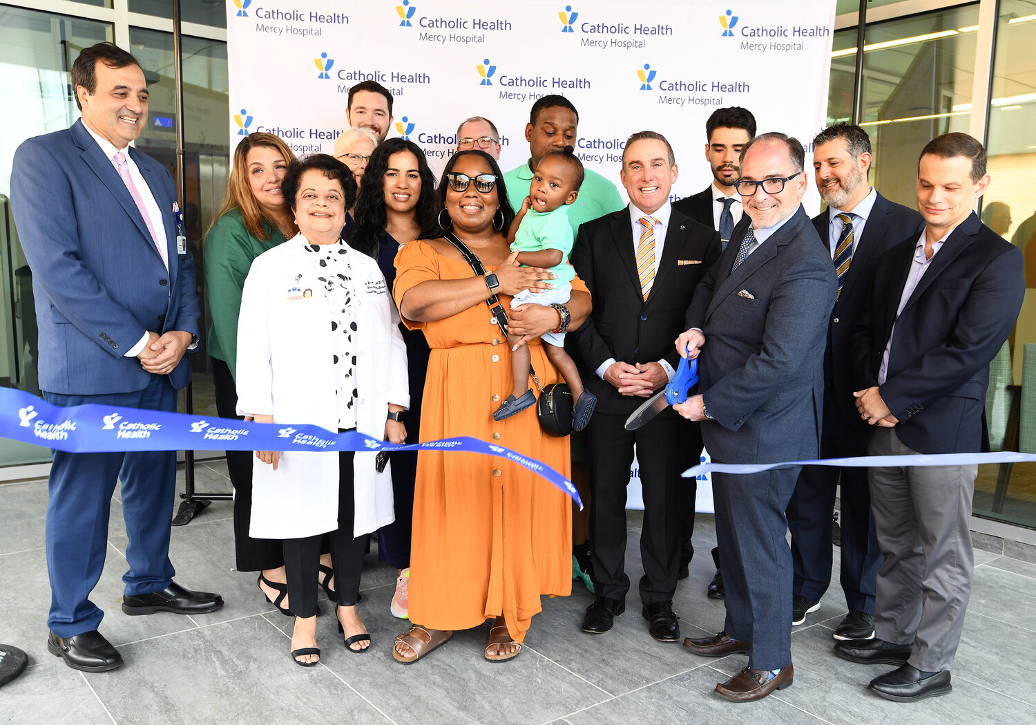 Sneak peek inside the new Family Care Center at Catholic Health's Mercy ...