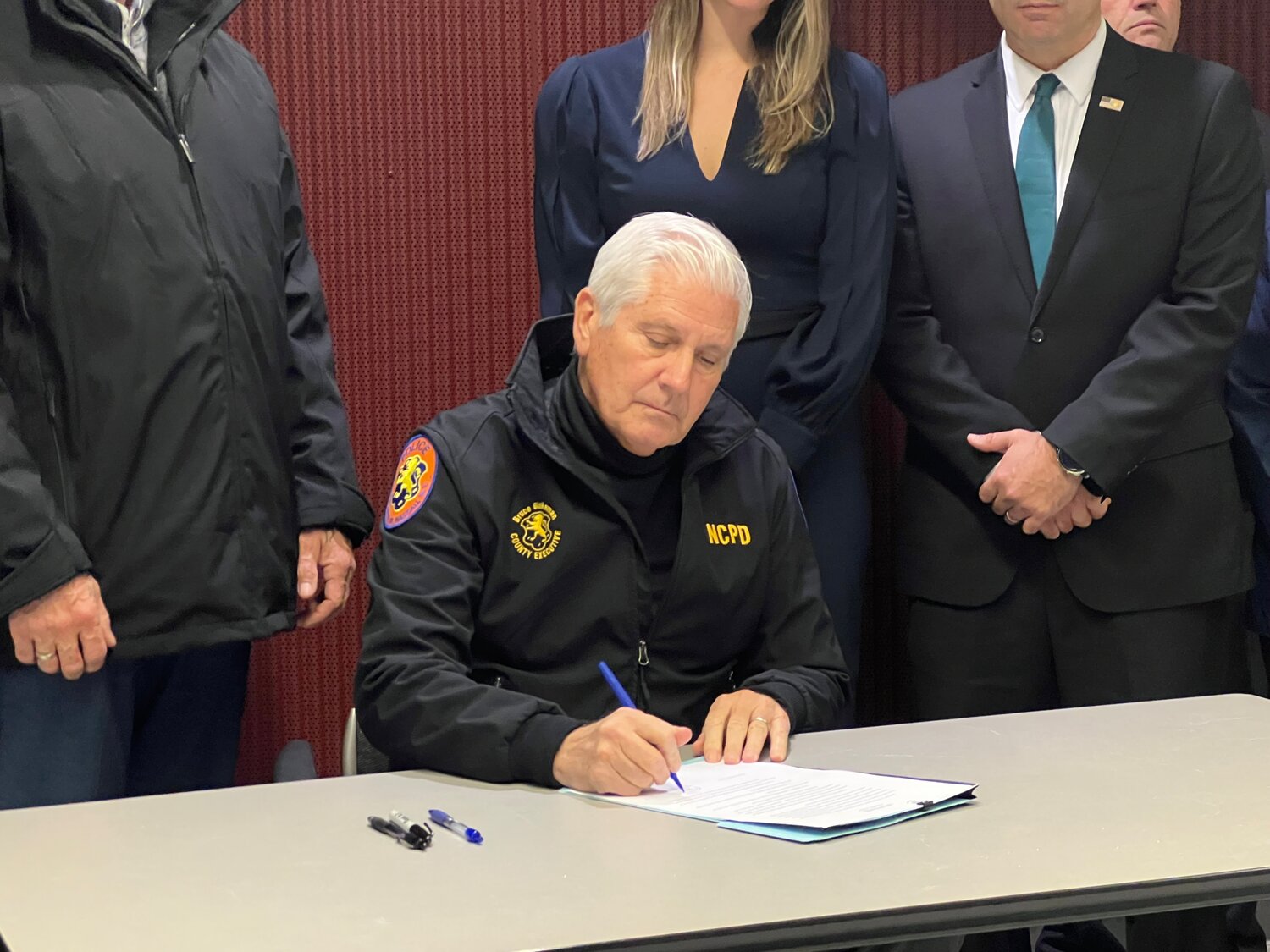 Bruce Blakeman declares an emergency in preparation for the storm ...