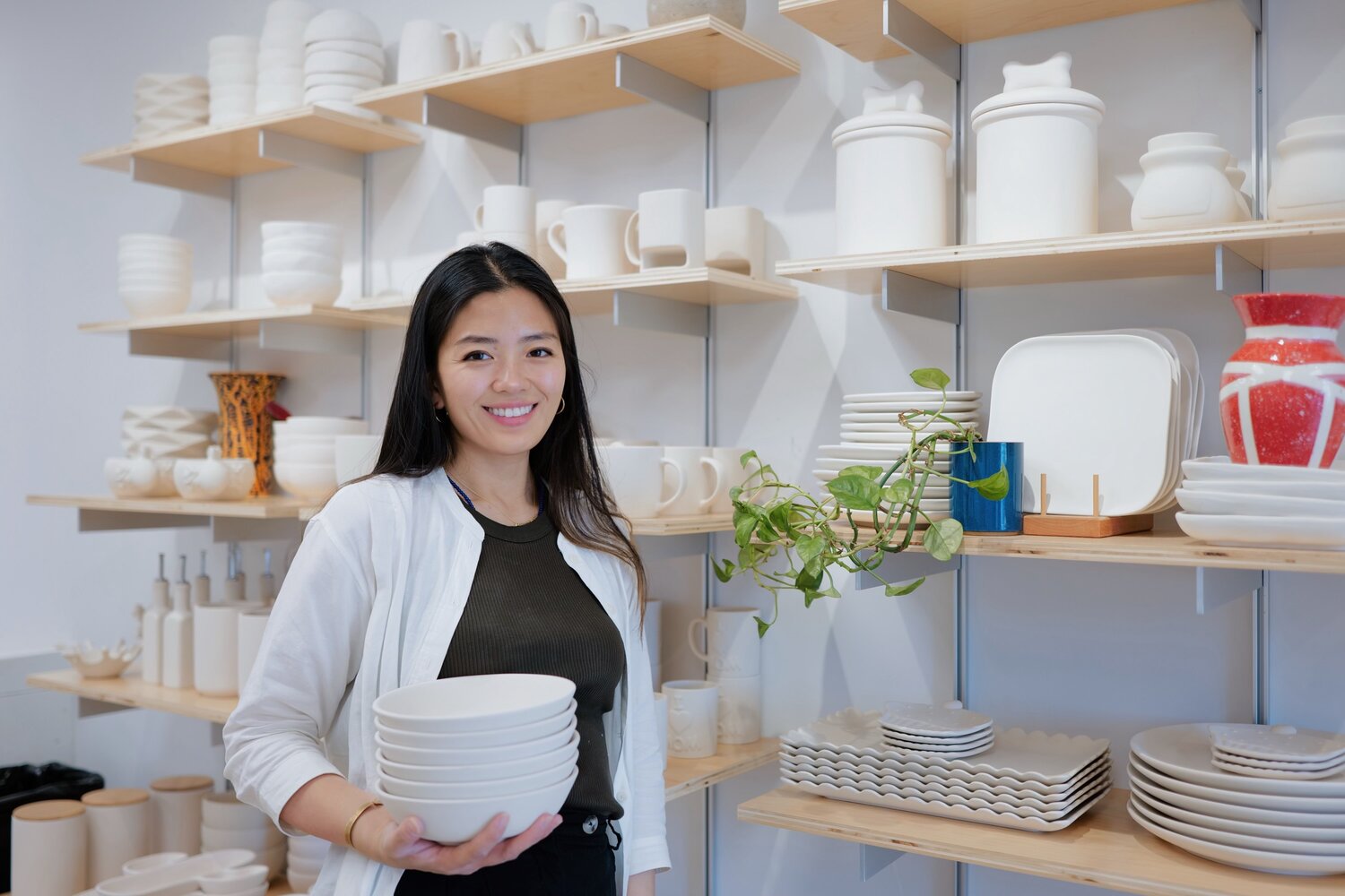 The new owner of Long Beach's Earth Arts has big plans | Herald ...