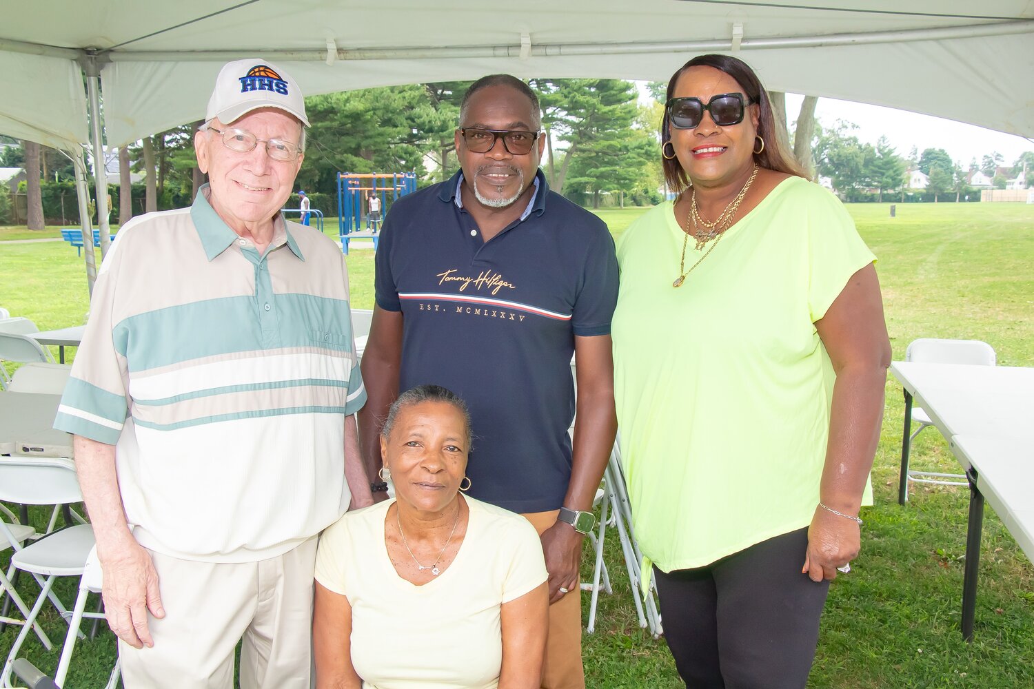 Former residents of Wilklow Avenue reunite | Herald Community ...