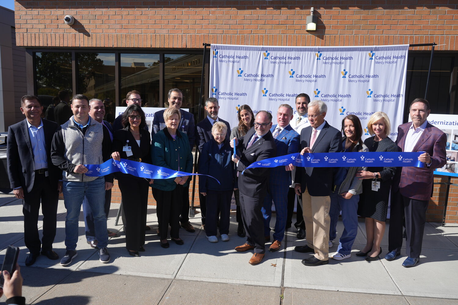 Mercy unveils emergency department modernizations | Herald Community ...